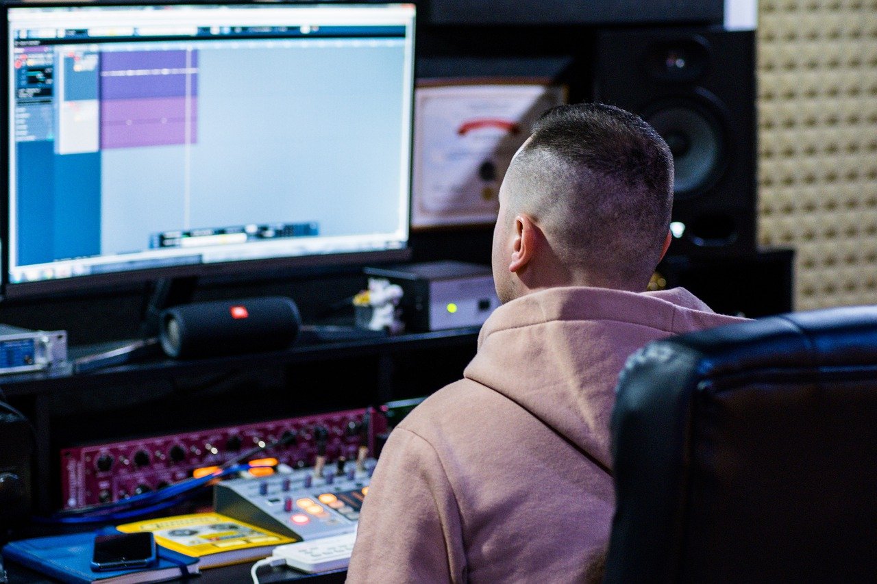 Consider the best example of the data room use